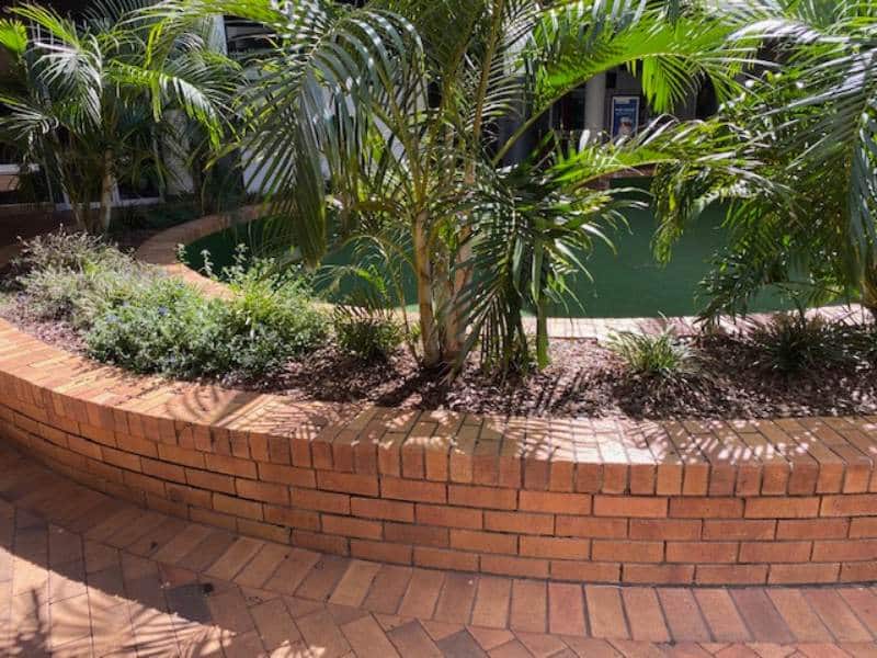 7 Tips For Building The Perfect Retaining Wall With Bricks | Retaining ...